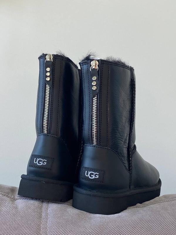 Ugg Classic Ii Zip Boot Premium — ціна 4200 грн у каталозі Уггі Купити жіночі речі за