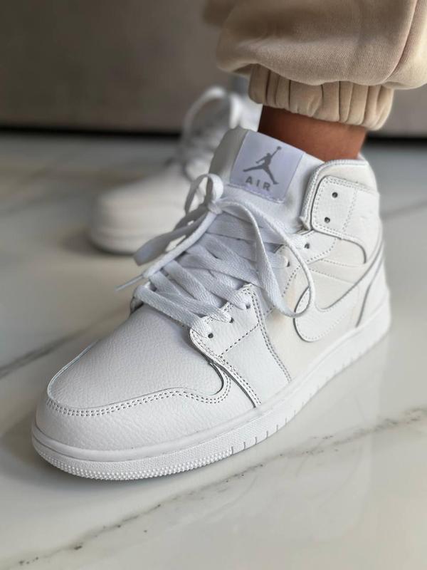 Женские кроссовки nike air jordan 1 зимние — цена 3100 грн в каталоге ...