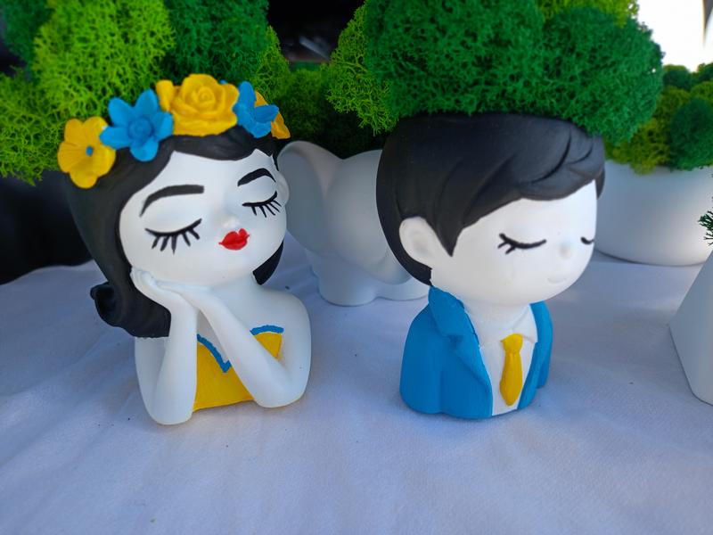 Украинская пара — цена 760 грн в каталоге Кашпо Купить товары для дома и быта по доступной цене