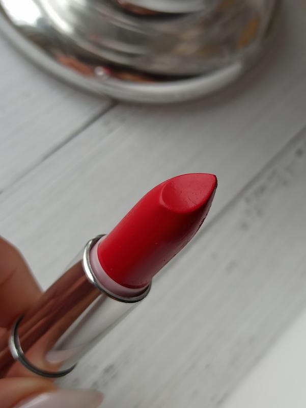 Maybelline hydra extreme помада 527 — цена 160 грн в каталоге Помада ...