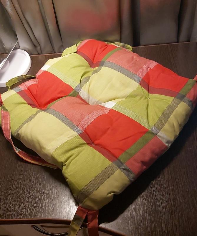 Набір подушки з завязками на стільчик крісло табурет 4 шт червоно зелена клітинка — ціна