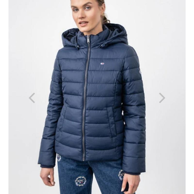 Оригинальный женский пуховик куртка Tommy Hilfiger — цена 1250 грн в каталоге Пуховики Купить