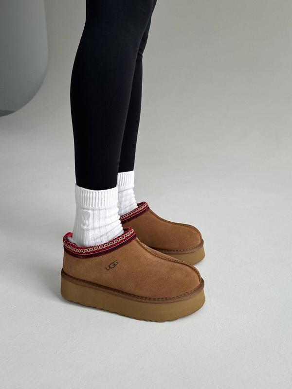 est un revendeur officiel de la marque UGG 139281765 Ugg tasman slipper platform 3400