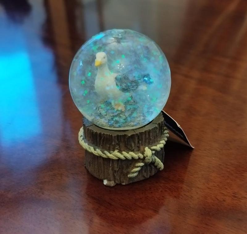 Новая статуэтка чайка в шаре с мишурой германия — цена 450 грн в каталоге Статуэтки Купить