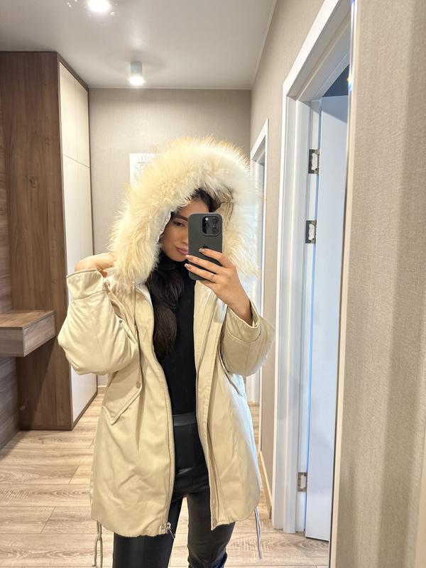 Зимова куртка з хутром — ціна 2000 грн у каталозі Парки Купити жіночі речі за доступною ціною на