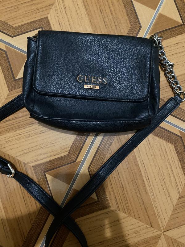 Сумка Guess — ціна 200 грн у каталозі Крос боді Купити аксесуари за доступною ціною на Шафі
