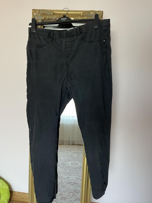 Джинси джегінси — ціна 400 грн у каталозі Джинси Купити жіночі речі за доступною ціною на Шафі