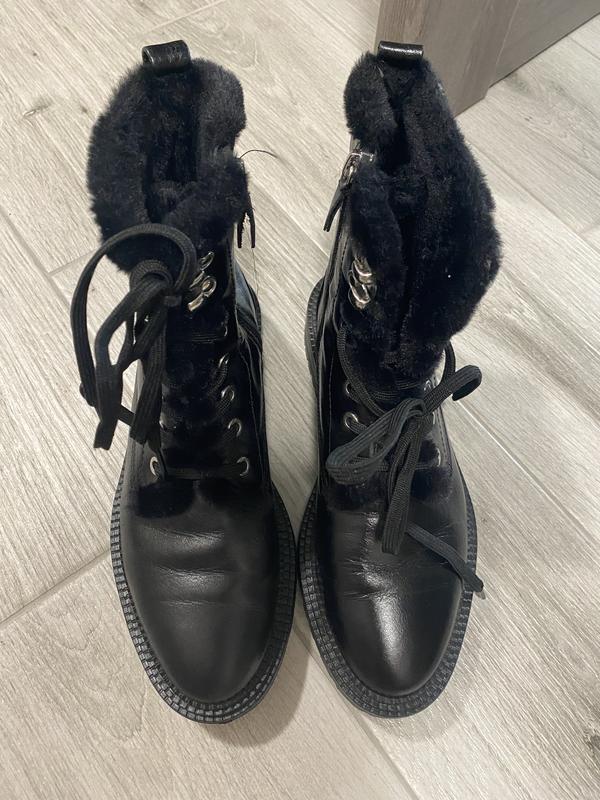 Сапожки Zara — ціна 700 грн у каталозі Чоботи Купити жіночі речі за доступною ціною на Шафі