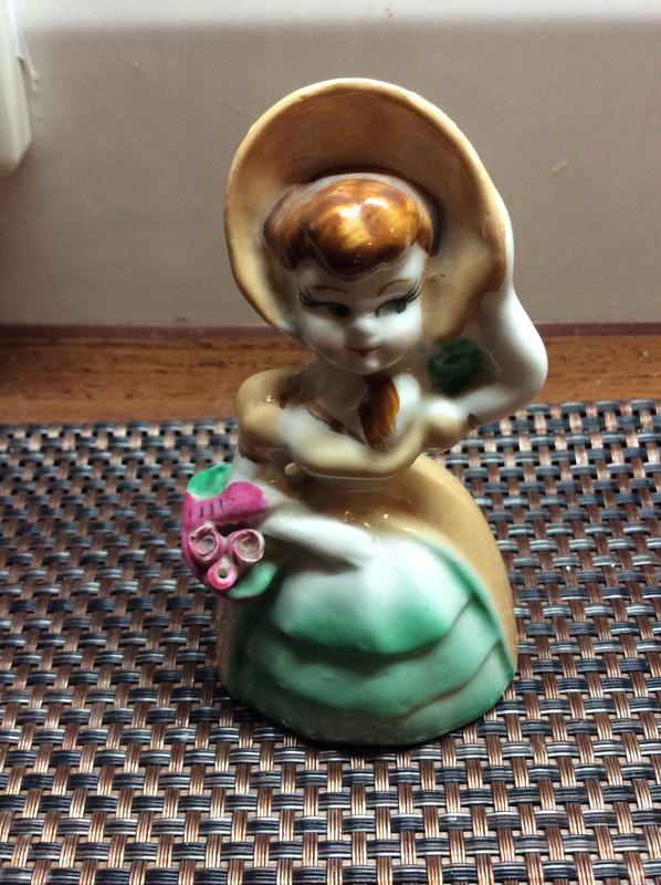 Порцеляновий дівчинка — ціна 350 грн у каталозі Статуетки Купити товари для дому та побуту за