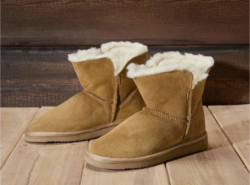 Уги — ціна 1100 грн у каталозі Уггі Купити жіночі речі за доступною ціною на Шафі Україна