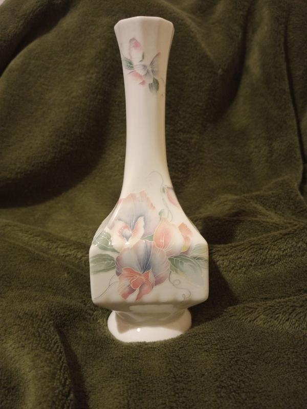 Колекційна фарфорова ваза Aynsley — ціна 600 грн у каталозі Вази Купити товари для дому та