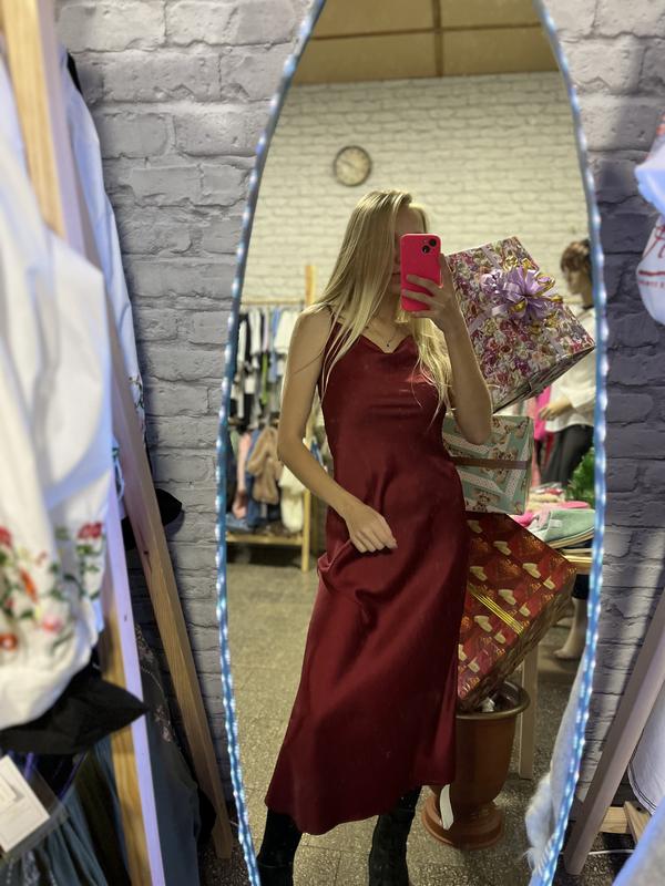 Шовкова вечірня сукня — ціна 780 грн у каталозі Довгі сукні Купити жіночі речі за доступною