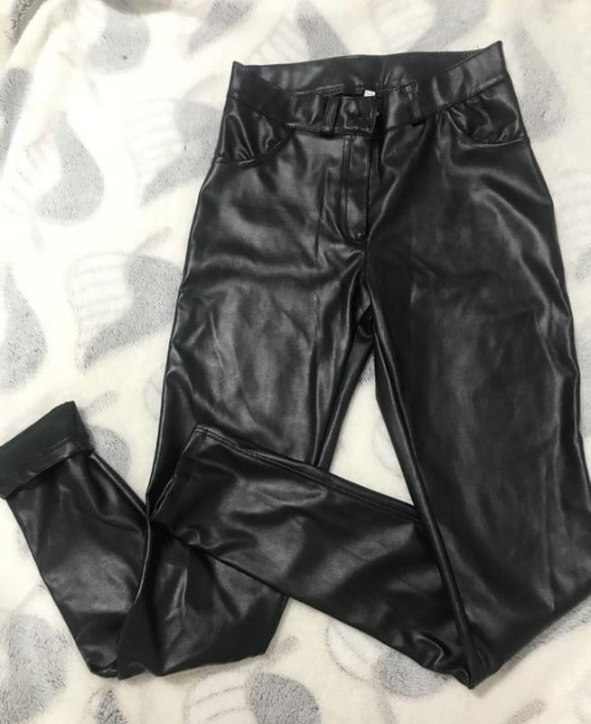 Штани екошкіра — ціна 200 грн у каталозі Шорти Купити жіночі речі за доступною ціною на Шафі