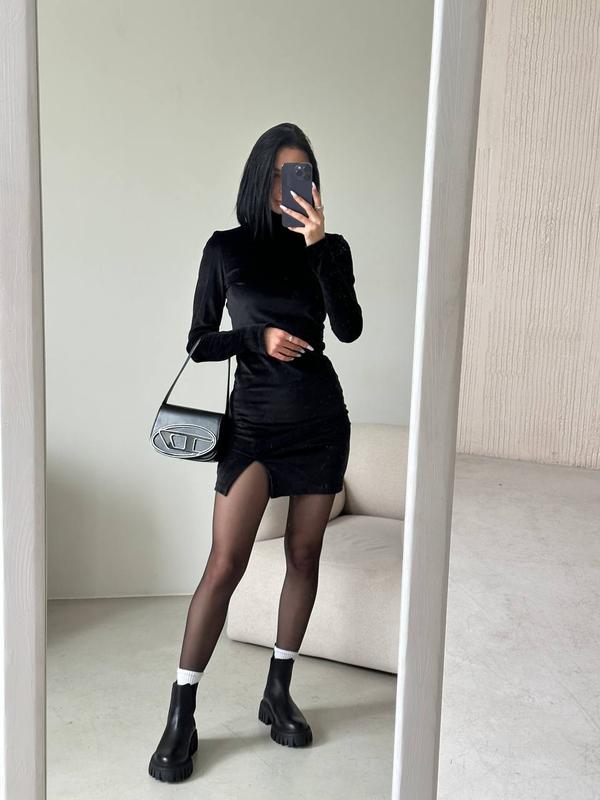 Жіноча велюрова сукня — ціна 670 грн у каталозі Короткі сукні Купити