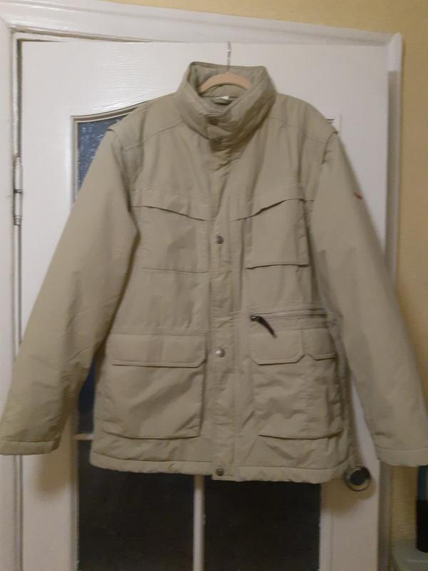 Брендова жіноча зимова тепла куртка жилетка 2 в 1 — ціна 700 грн у каталозі Куртки Купити жіночі