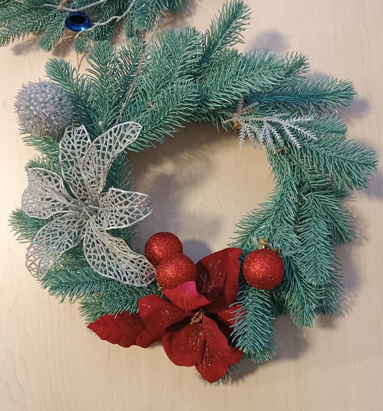 Новорічні віночки — ціна 500 грн у каталозі Настінний декор Купити товари для дому та побуту за