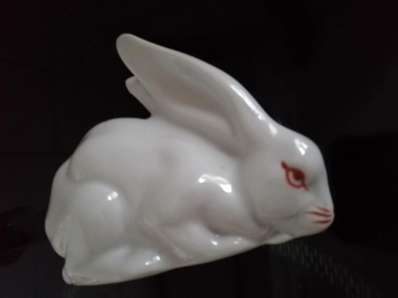 Статуетка порцелянова зайчик — ціна 280 грн у каталозі Статуетки