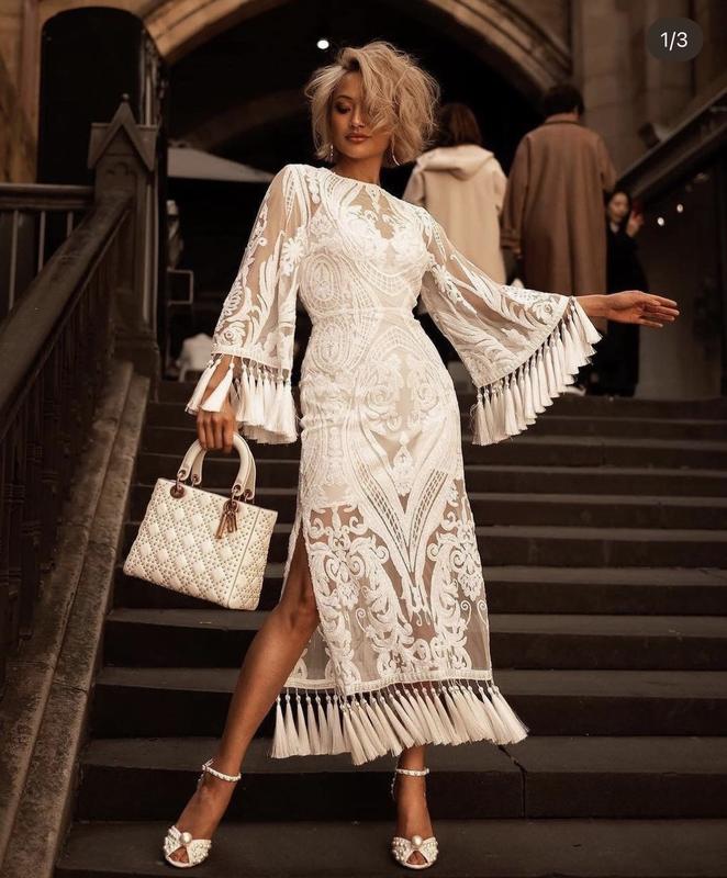 Праздничное платье — цена 2100 грн в каталоге Платья миди Купить женские вещи по доступной цене