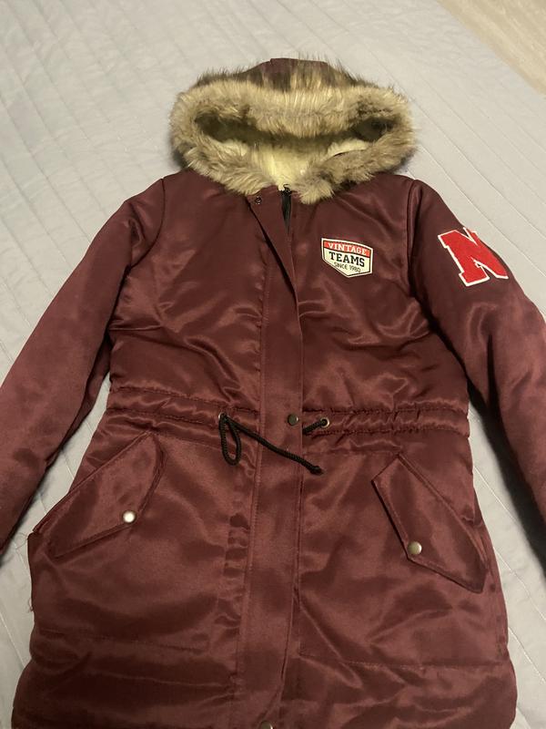 Курточка — ціна 250 грн у каталозі Парки Купити жіночі речі за доступною ціною на Шафі Україна