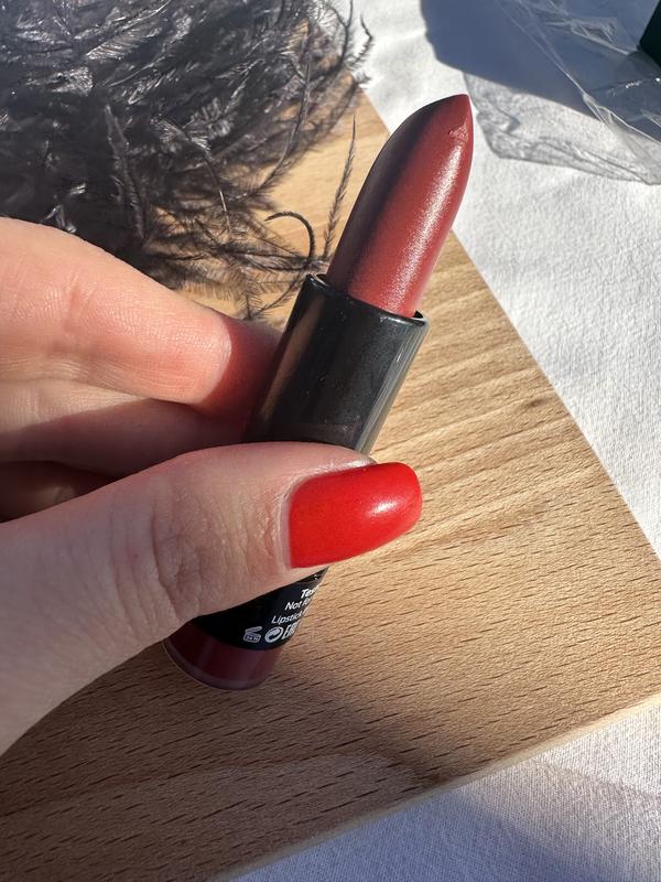 Вельветова помада для губ Bogenia тон 123 новий тестер — ціна 60 грн у каталозі Помада для губ