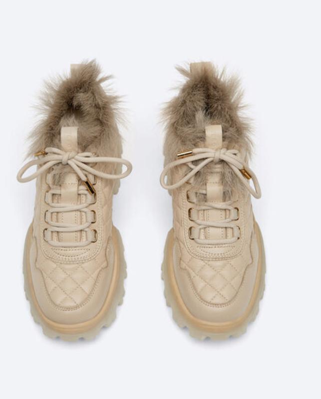 Стегані кросівки від uterque розмір 37 5413880 — ціна 5747 грн у каталозі Кросівки Купити жіночі ...