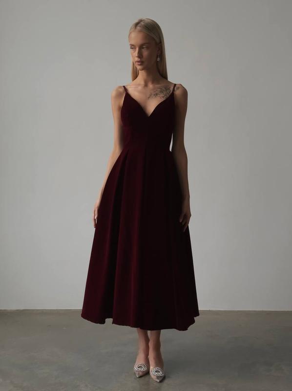 Оксамитова сукня — ціна 2087 грн у каталозі Вечірні сукні Купити жіночі речі за доступною ціною