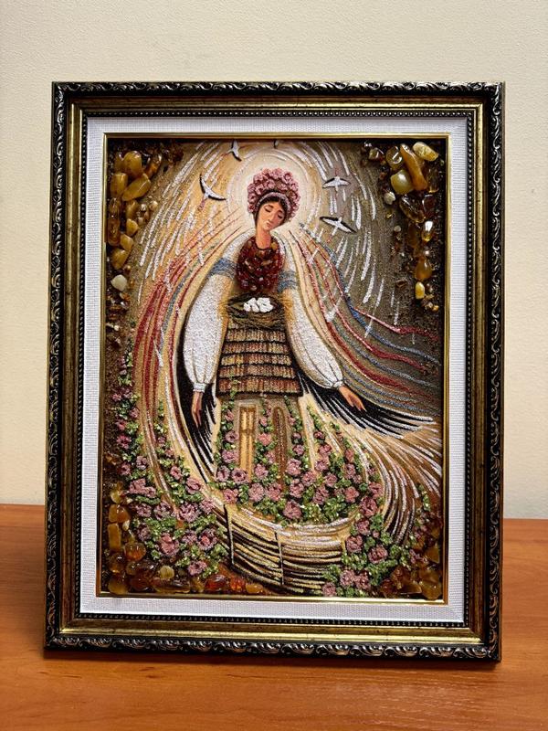 Картина з бурштину «українка — ціна 1439 грн у каталозі Картини Купити товари для дому та