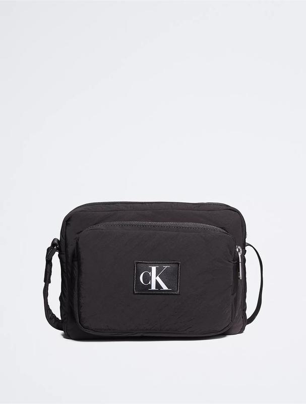 calvin klein ck black city camera bag 1900 142114327 calvin klein jeans 24 24