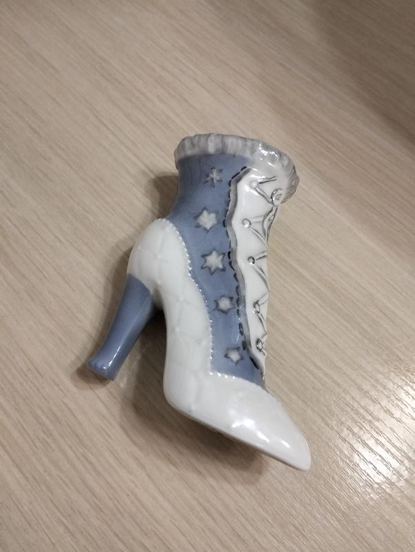 Статуэтка англия Coalport The Snow Queen винтаж — цена 500 грн в каталоге Статуэтки Купить