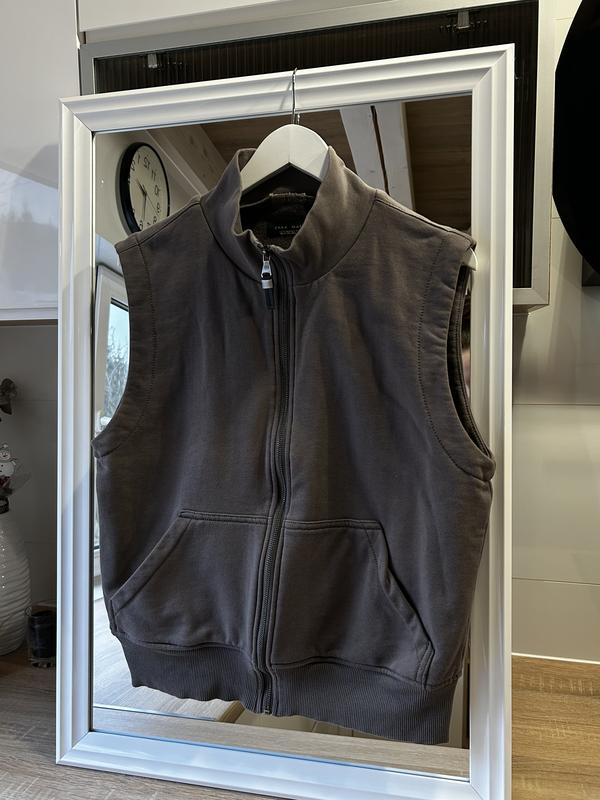 Жилетка — ціна 310 грн у каталозі Жилетки Купити жіночі речі за доступною ціною на Шафі