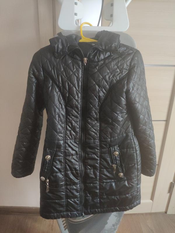 Курточка зимова — ціна 100 грн у каталозі Куртки Купити жіночі речі за доступною ціною на Шафі