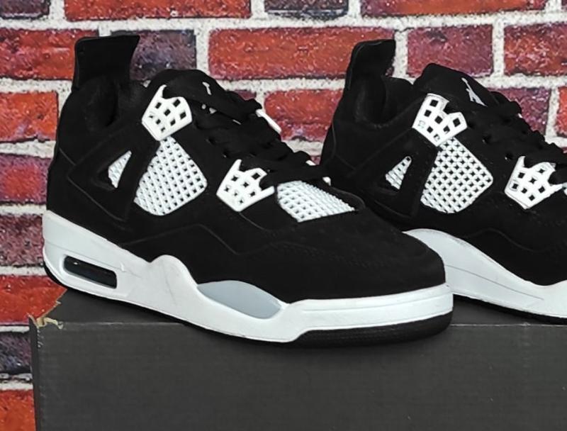 Jordan Retro 4 Retro Black White — ціна 2200 грн у каталозі Кросівки Купити жіночі речі за