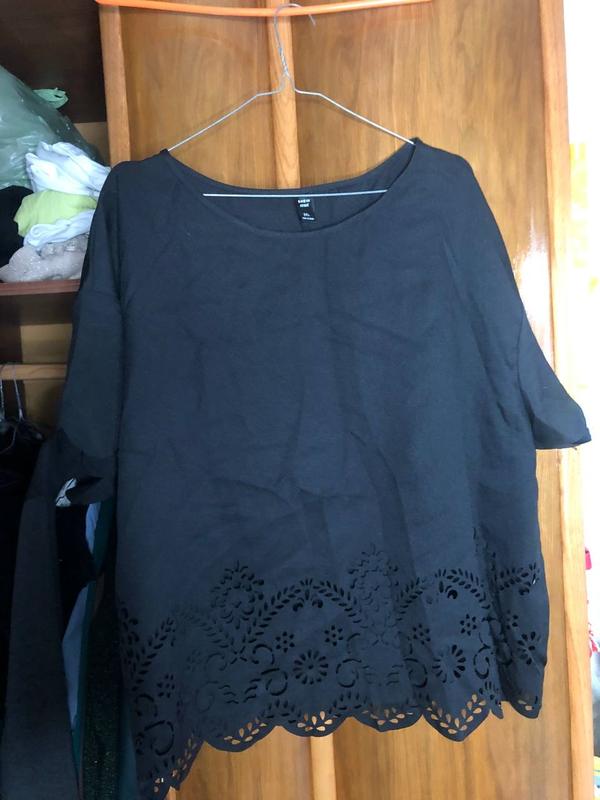 Футболка чорна — ціна 199 грн у каталозі Футболки Купити жіночі речі за