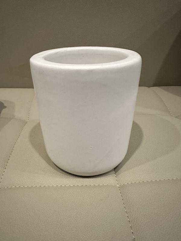 Ваза кашпо — ціна 75 грн у каталозі Вази Купити товари для дому та побуту за доступною ціною на