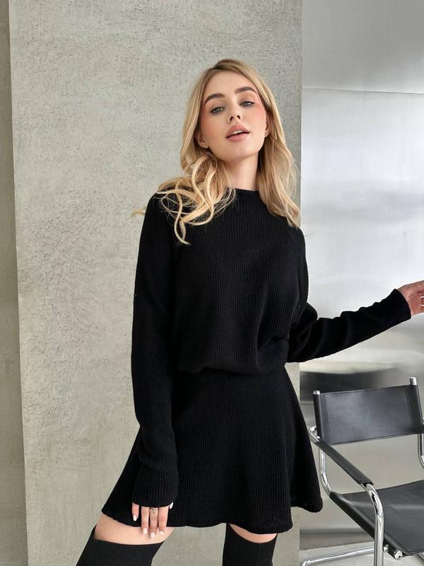 Костюм светр спідниця — ціна 920 грн у каталозі Костюми з сукнею