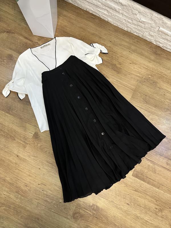 Спідничка плісе — ціна 595 грн у каталозі Міді спідниці Купити жіночі речі за доступною ціною на