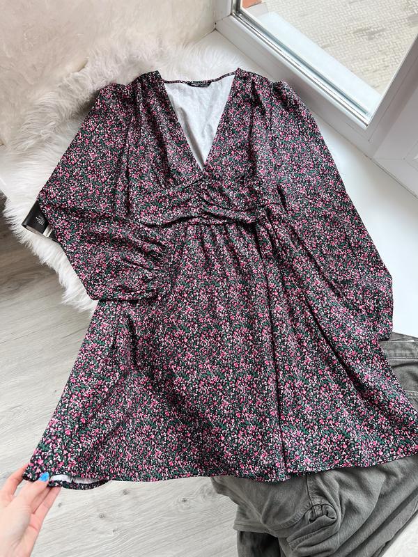 Квіткова сукня Shein — ціна 350 грн у каталозі Короткі сукні Купити жіночі речі за доступною