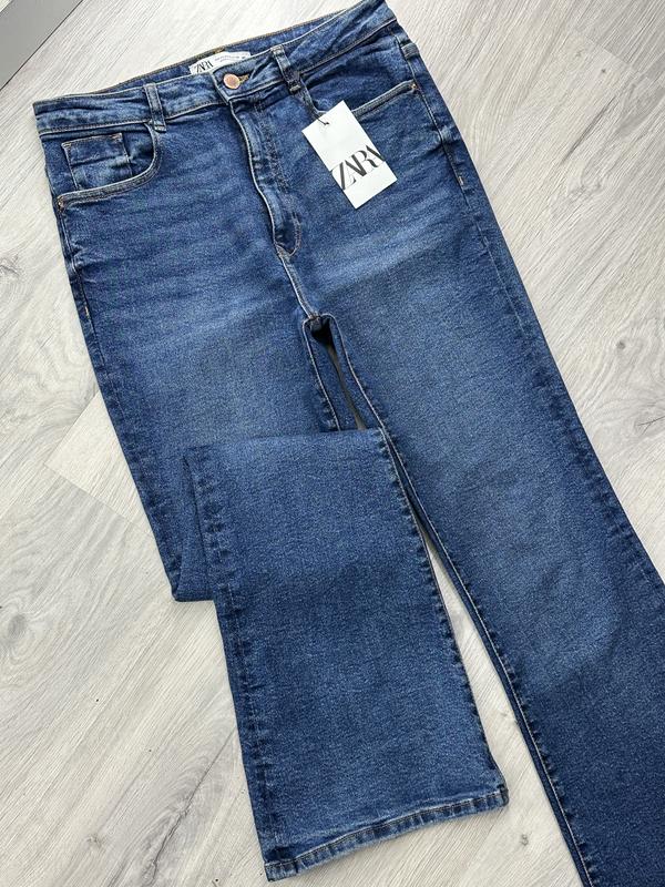 Крутые джинсы клеш zara — цена 799 грн в каталоге Джинсы Купить женские ...
