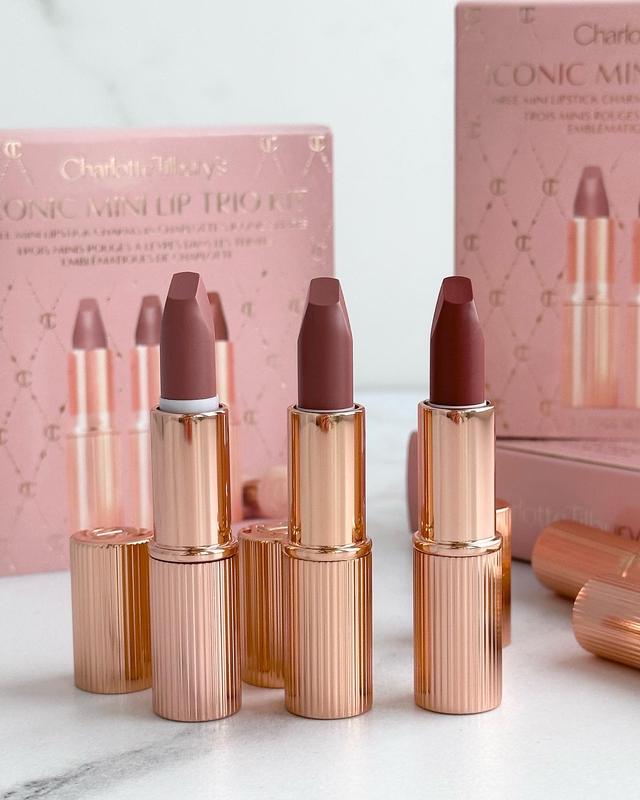 Матова помада charlotte tilbury matte revolution — цена 600 грн в ...