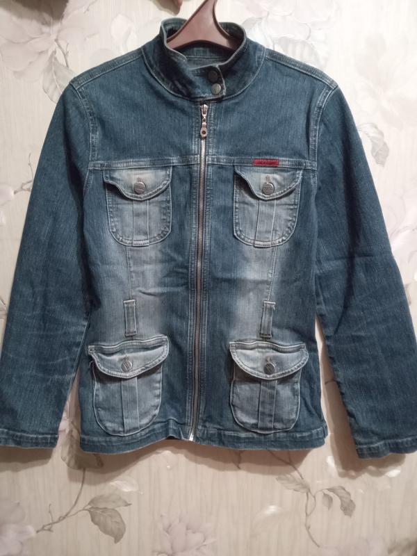 Джинсова куртка — ціна 245 грн у каталозі Куртки Купити жіночі речі за доступною ціною на Шафі
