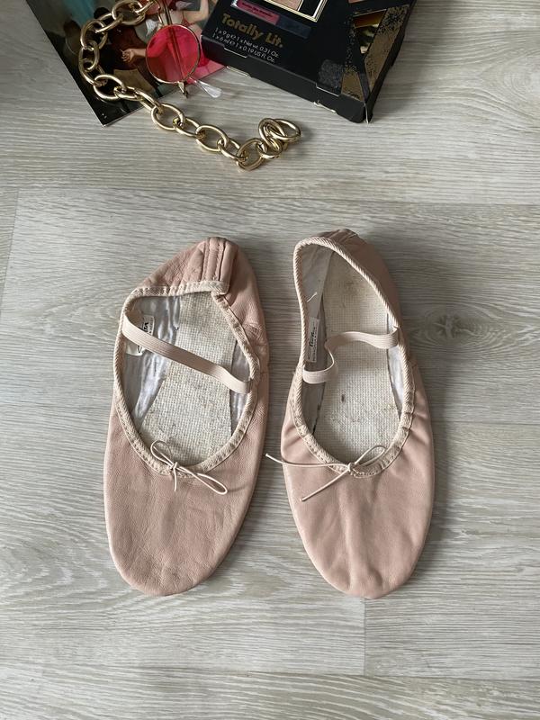 Шкіряні танцювальні чешки — ціна 300 грн у каталозі Чешки Купити жіночі речі за доступною ціною