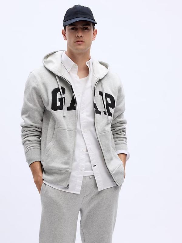 Gap man store