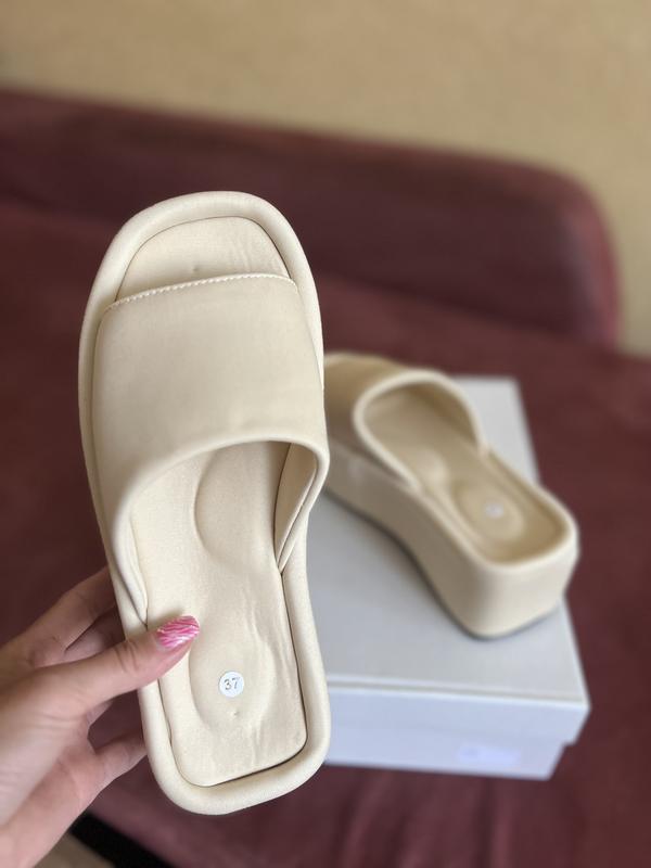 Шлепанцы — цена 750 грн в каталоге Шлепанцы Купить женские вещи по доступной цене на Шафе