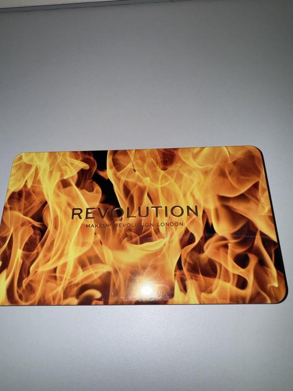 Палитра теней — цена 300 грн в каталоге Тени для век Купить товары для красоты и здоровья по