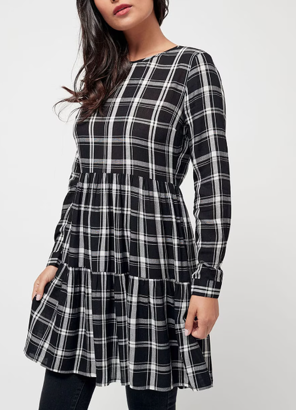 Комфортне мяке ярусне плаття — ціна 179 грн у каталозі Короткі сукні Купити жіночі речі за