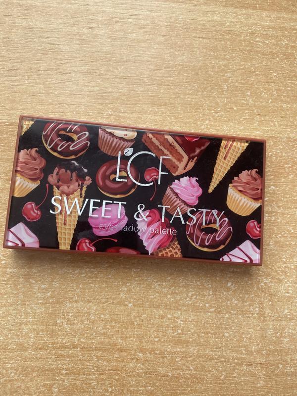 Палетка теней — цена 95 грн в каталоге Тени для век Купить товары для красоты и здоровья по