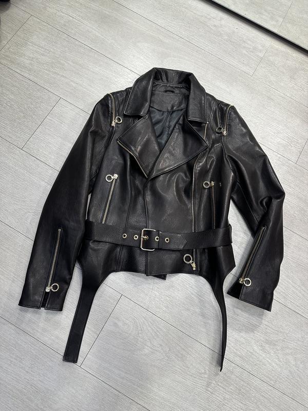 Шкіряна куртка — ціна 5300 грн у каталозі Куртки Купити жіночі речі за доступною ціною на Шафі