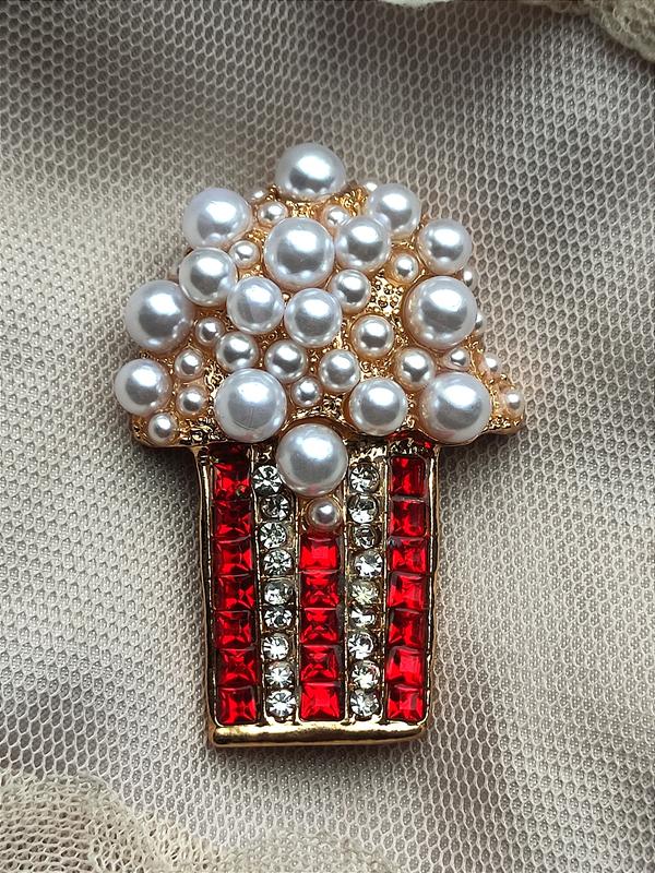 Брошка попкорн — ціна 160 грн у каталозі Брошки Купити аксесуари за