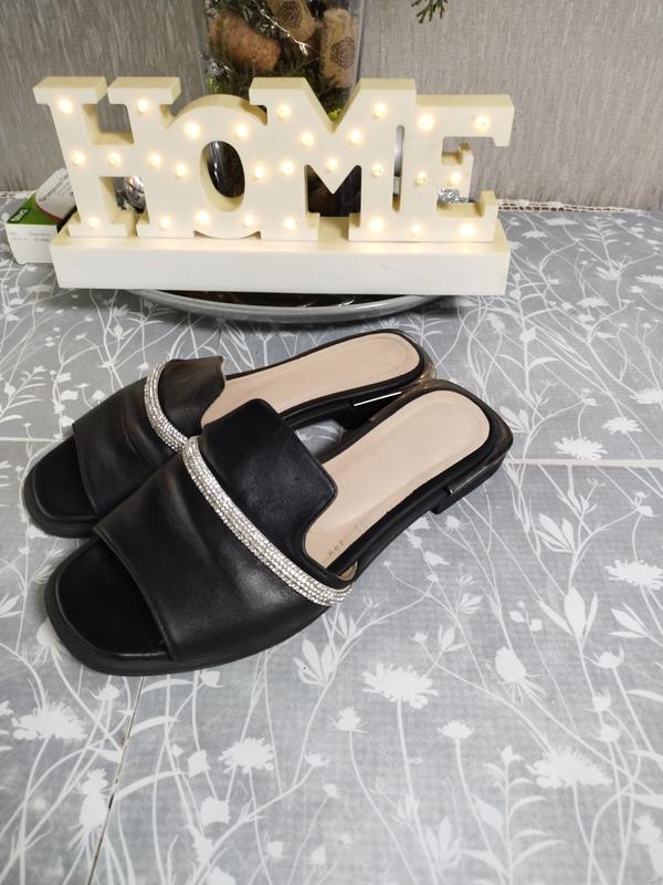 Стильні шкіряні шльопанці — ціна 440 грн у каталозі Вєтнамки Купити жіночі речі за доступною