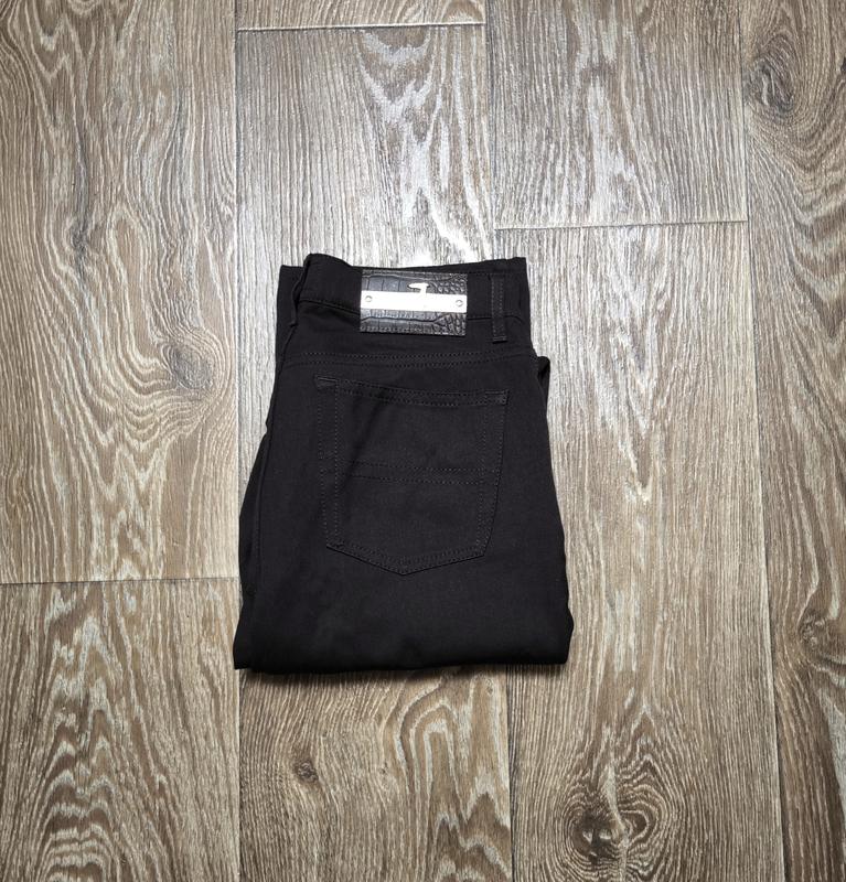 Женские джинсы Trussardi — цена 350 грн в каталоге Джинсы Купить женские вещи по доступной цене